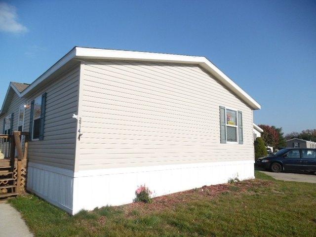 2914 Arbutus St, Elkhart, IN 46514