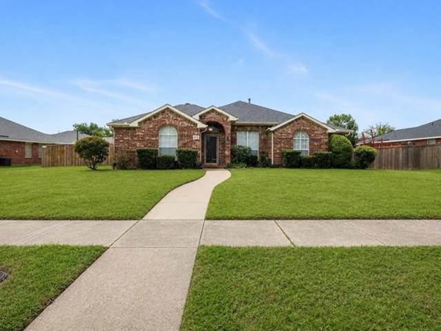 2914 Beau Dr, Mesquite, TX 75181