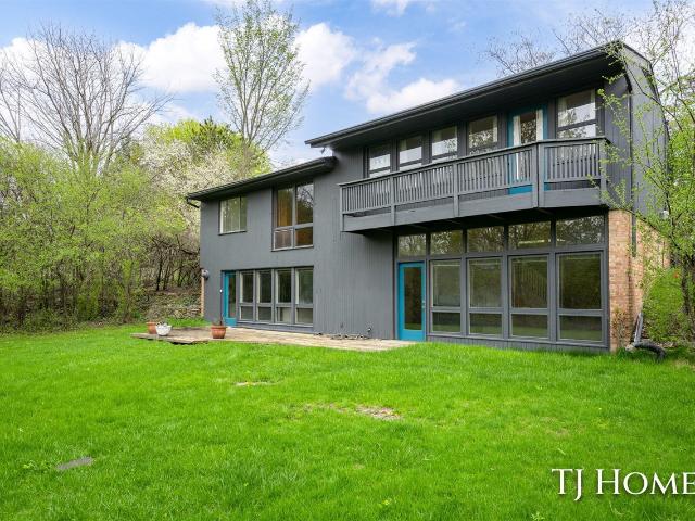 2914 Cascade Road