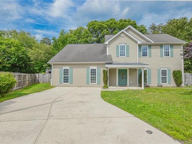 2914 Chestnut Heights Rd, Winston Salem, NC 27107