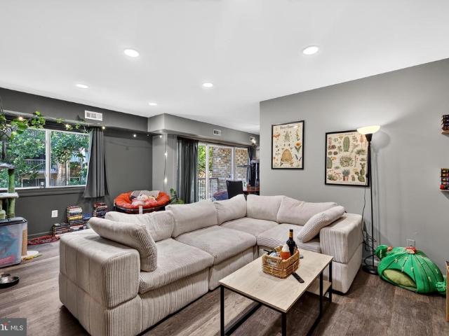 2914 Kings Chapel Road # 8