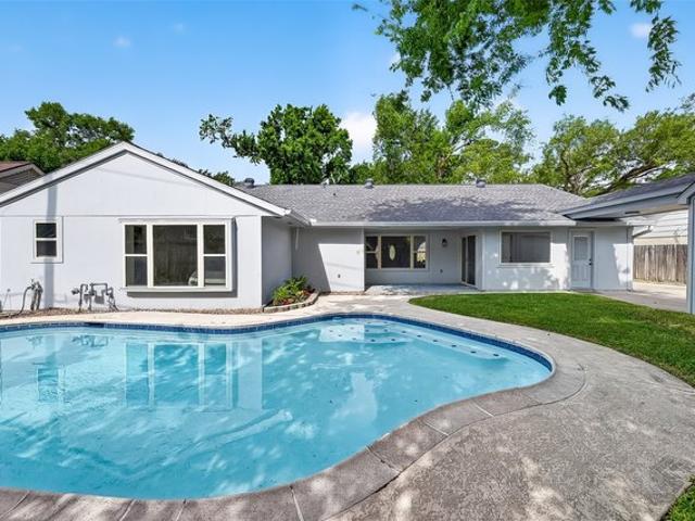 2914 Riata Ln, Houston, TX 77043