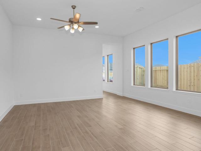 2914 Sunrise Field Lane