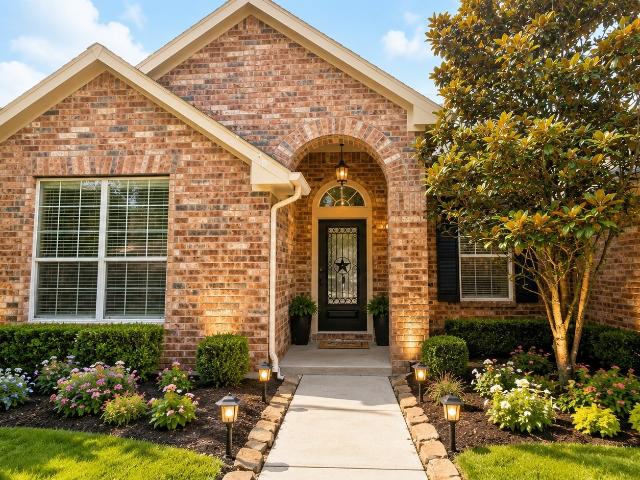 2914 Silverwood Park Lane