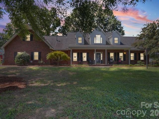 2915 Mills Harris Rd, Marshville, NC 28103