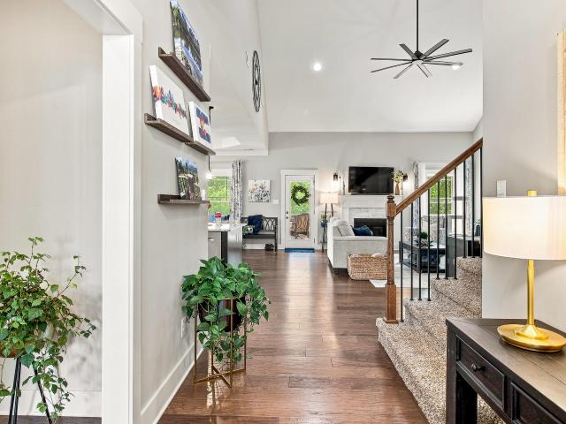 2915 Cardiff Castle Lane
