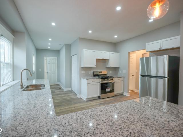 2915 E Brookside Ave, Indianapolis, IN 46218 | MLS #22082