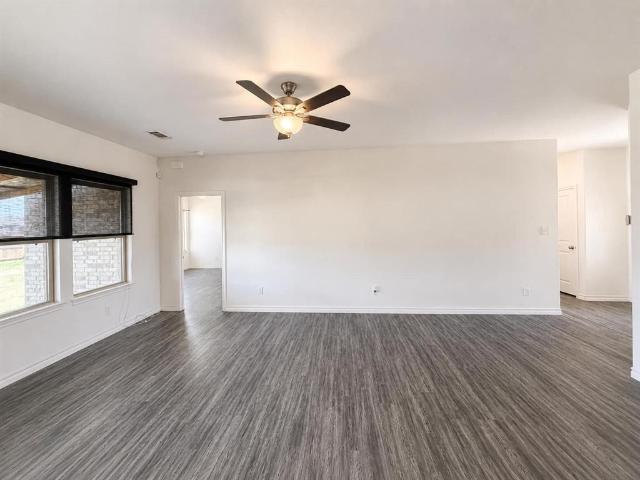 2915 Emma Lane