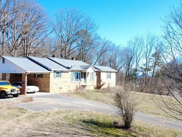 2915 Enka Hwy, Morristown, TN 37813
