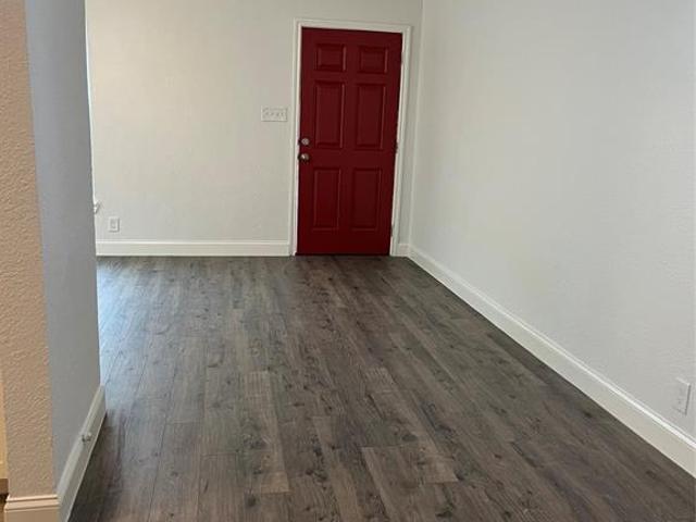2915 Falls Dr, Dallas, TX 75211 | MLS #21257 | Compass