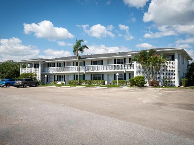 2915 SW 15th St Apt 203, Delray Beach, FL 33445