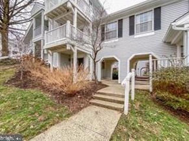 2915 S H S Woodley St 8 #8 Arlington, VA 22206