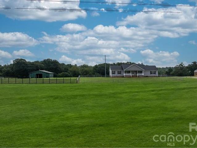 2915 Texs Fish Camp Rd, Connelly Springs, NC 28612