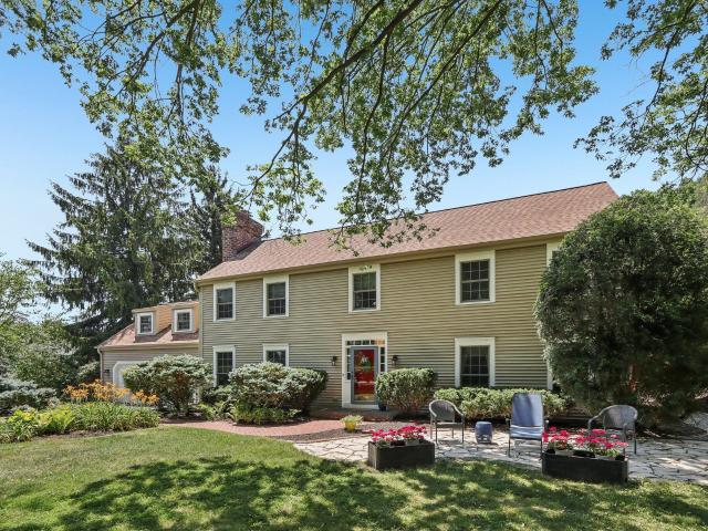 2915 Willaura Ct