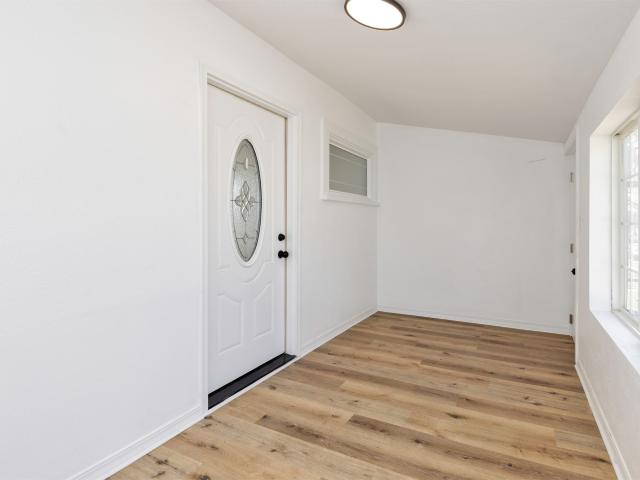 2915 4th Street