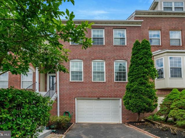 2916 Mainstone Drive