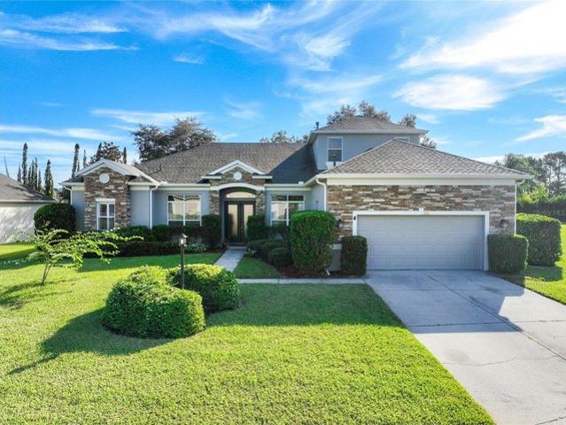 2916 Majestic Isle Dr, Clermont, FL 34711