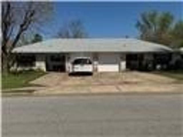 2916 A & B Adrian Ave, Springdale, AR 72764