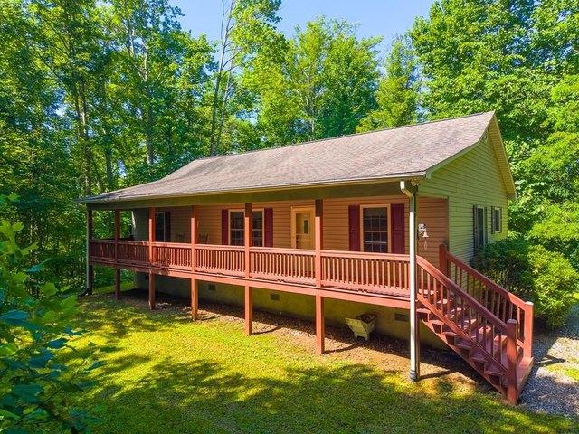 2916 Blanton Branch Rd, Sylva, NC 28779