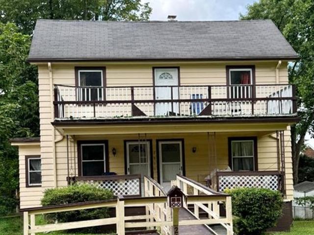 2916 Charleston Ave, Halethorpe, MD 21227