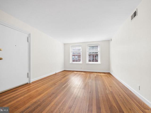 2916 S Buchanan Street # B1