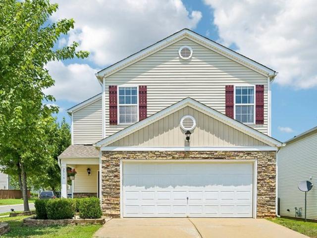 2916 Skybrook Ln, Durham, NC 27703