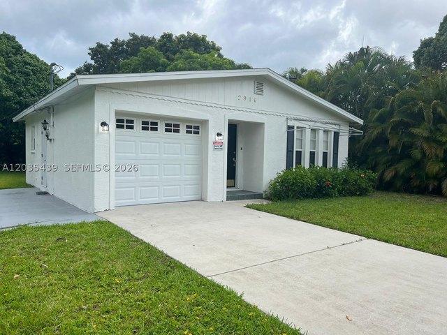 2916 12th Ave, Vero Beach, FL 32960