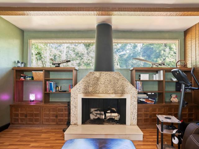 2917 Courtney Road