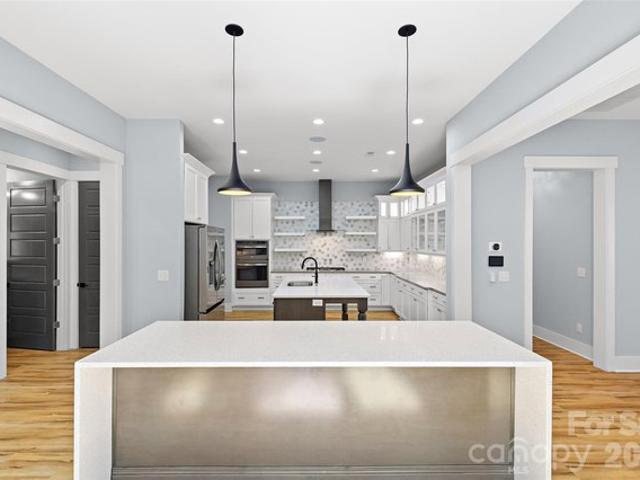 2917 Lake Shore Rd S, Denver, NC 28037