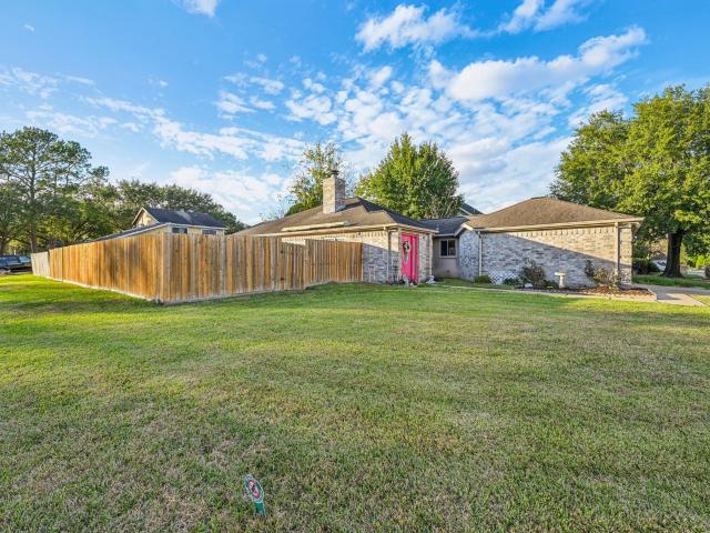 2918 Crest Park Dr, Houston, TX 77082 | MLS #32677 | Compass