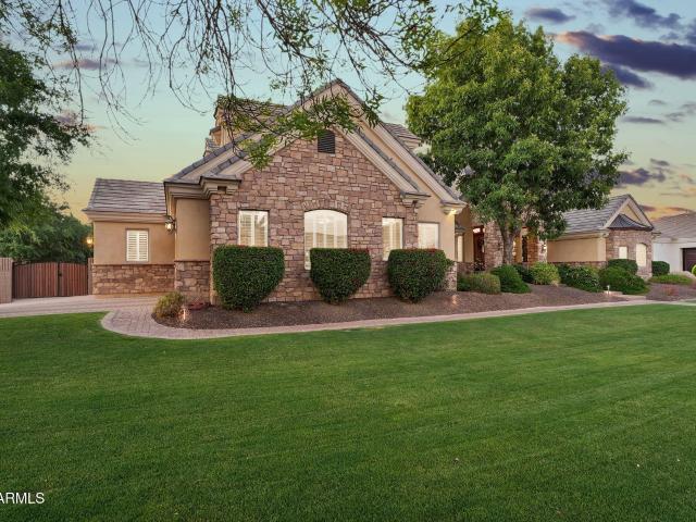 2918 e waterman way