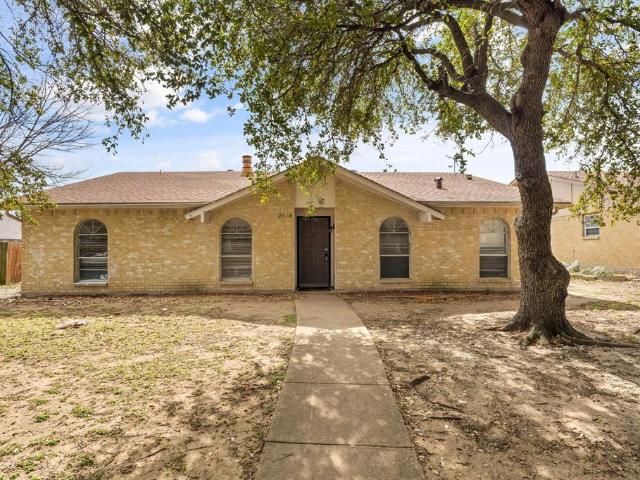 2918 Pinewood Drive