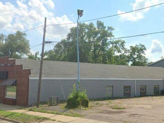 2918 Portage Street