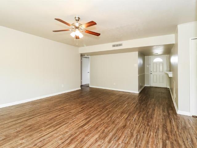 2918 Rayswood Dr, Carrollton, TX 75007 | MLS #21252