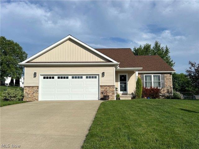2918 Standish Ave SW, Canton, OH 44706