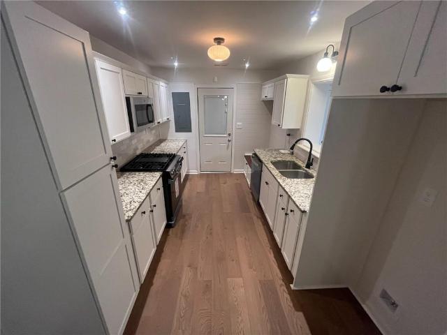 2918 Santa Monica Drive