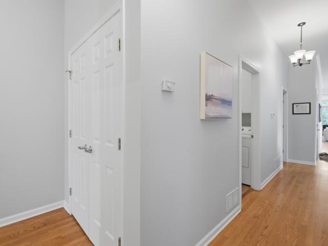 2919 n burling street # g