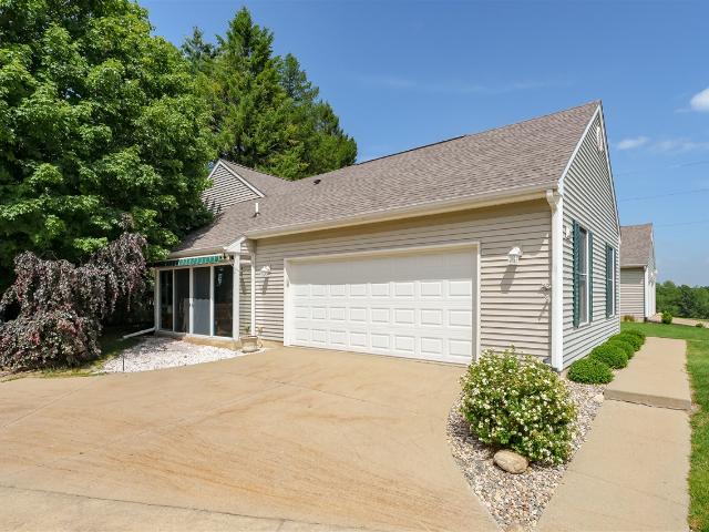 2919 Hunters Place # 19