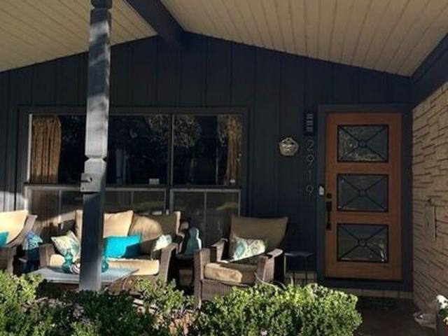 2919 Hitching Post