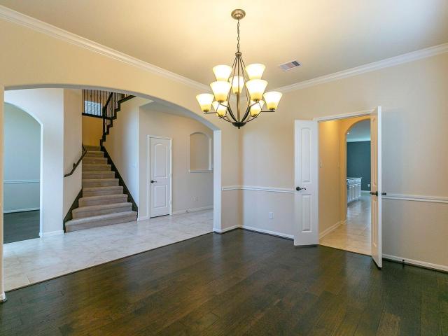 2919 Iris Gable Court