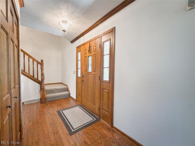 2919 Pine Trails Circle