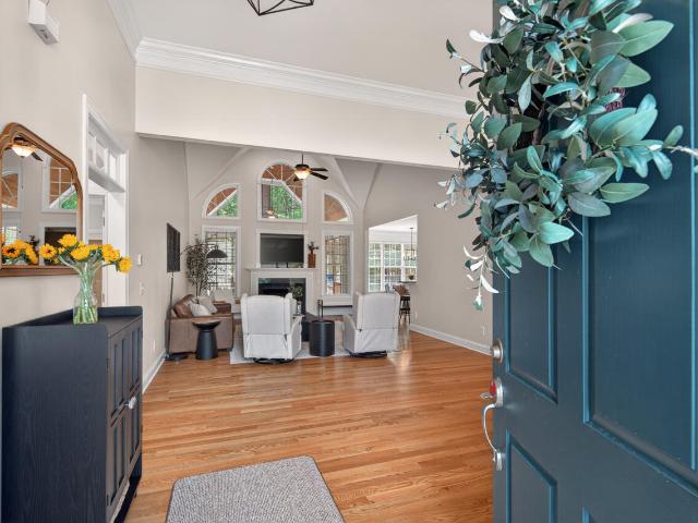 2919 Reynolda Circle