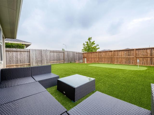 2919 Stamford Hl Ln, Houston, TX 77047 | MLS #79172 | Compass