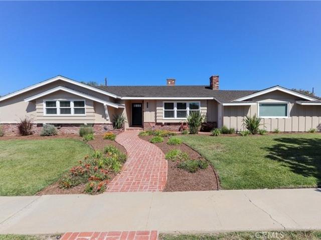 2919 Sunnywood Dr, Fullerton, CA 92835