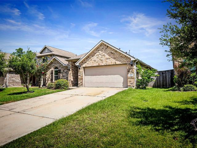 2919 Twin Cove Court