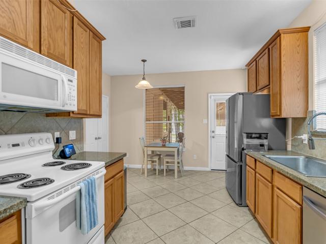 2919 Whitman Drive