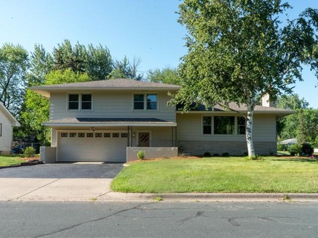 2919 64th Ave N, Brooklyn Center, MN 55430