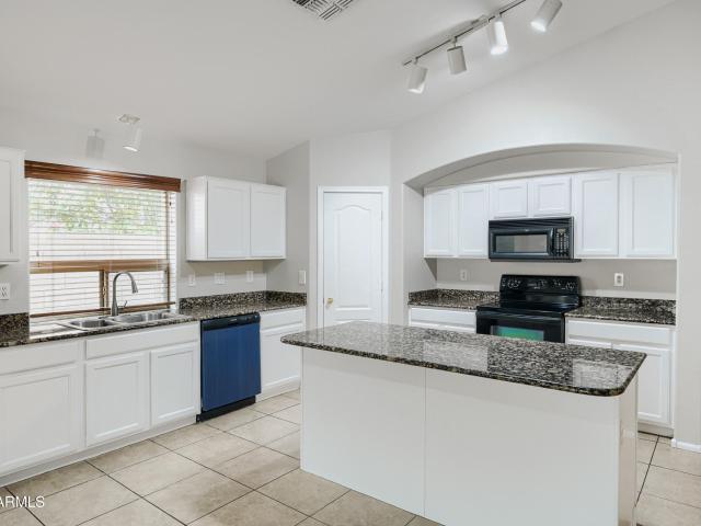 29101 n mountain view road