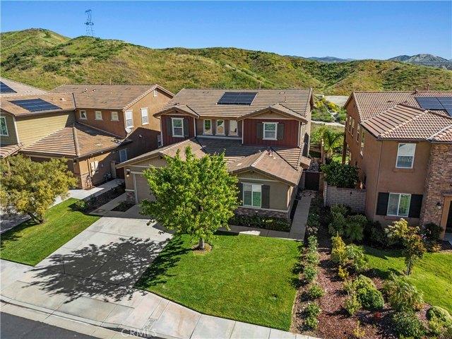 29105 N West Hills Dr, Valencia, CA 91354