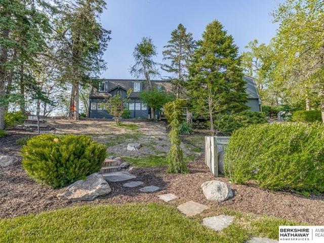 29106 Sokol Plz, Waterloo, NE 68069